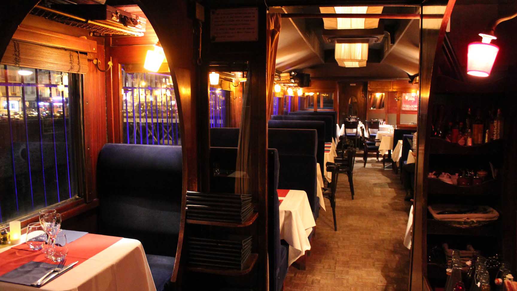 Le Wagon Bleu - A unique restaurant in Paris